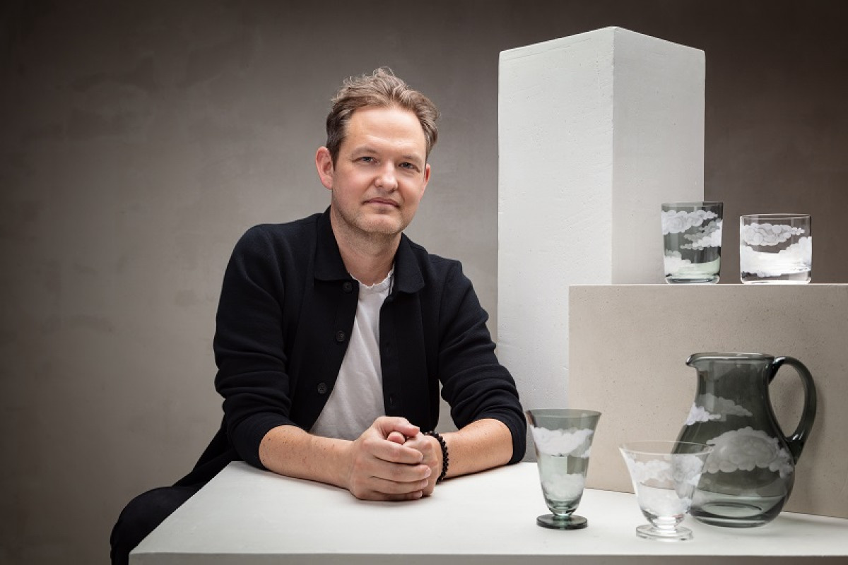 A dekko at New-York based designer Jonathan Hansen’s In the Clouds crystal glassware collection ...