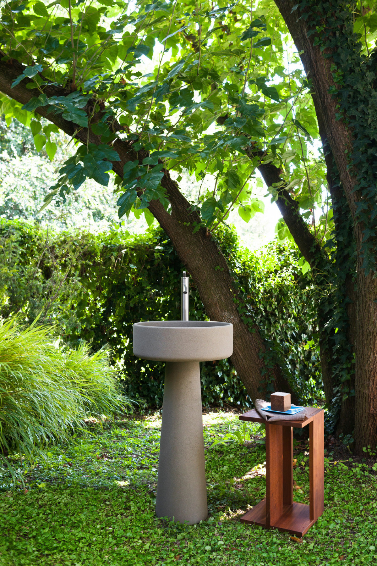 The Agape Outdoor Collection Milano, Italy | Design Dekko