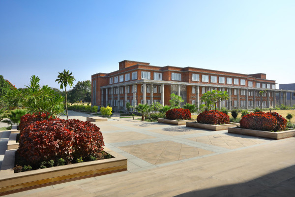 Iconic School | Design Dekko